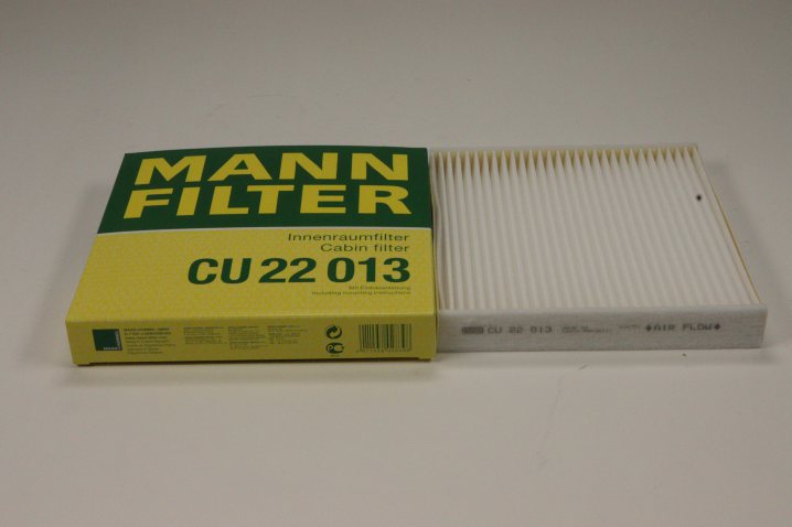 MANN-FILTER CU 22 013 cabin air filter element